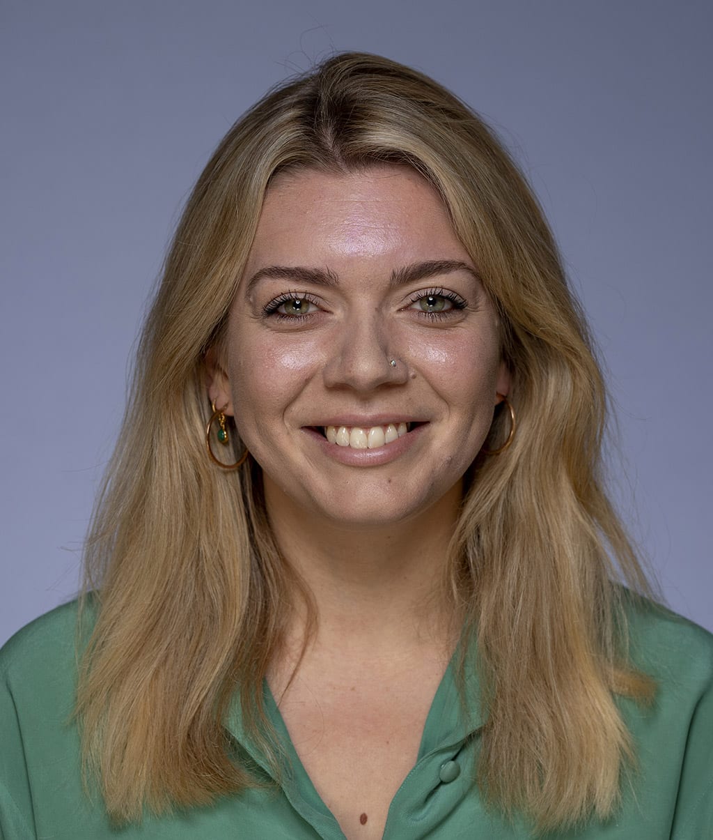 ELEANOR THOMAS - The Hockey Museum